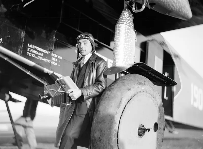 Walter Mittelholzer - pilot, photographer, entrepreneur