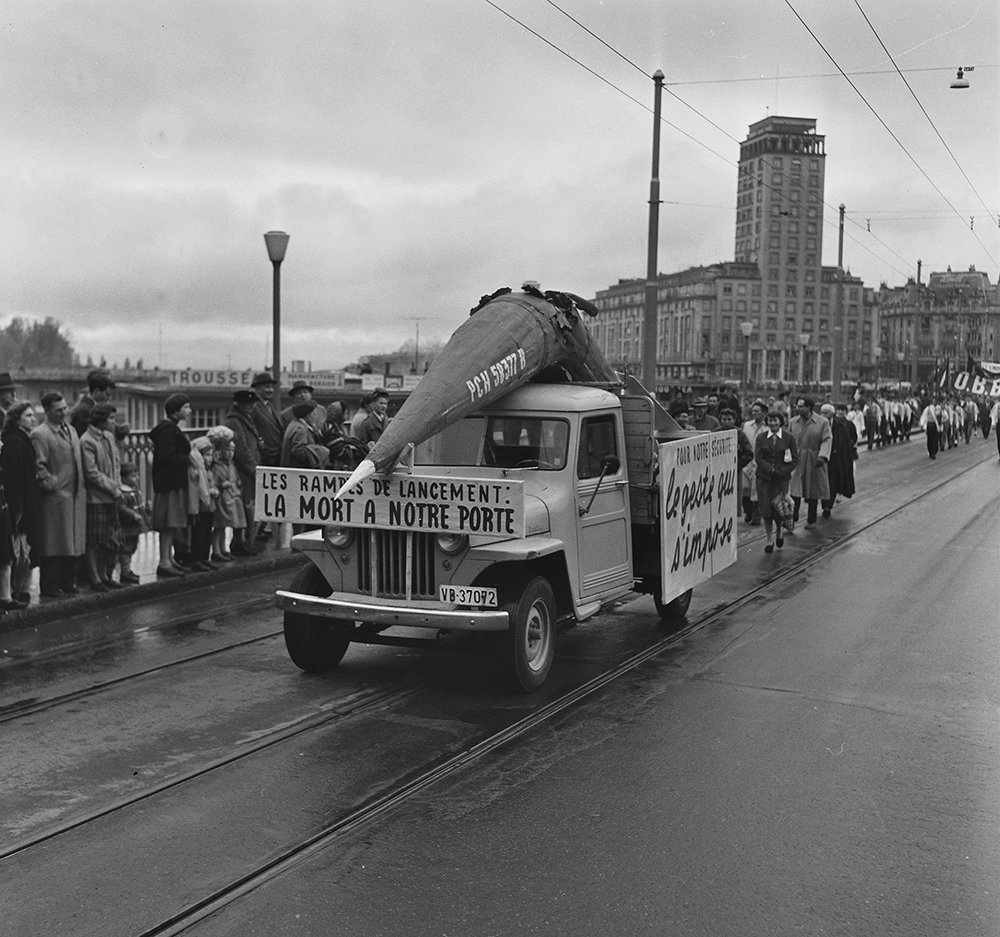 Swiss history - when Switzerland wanted an atomic bomb